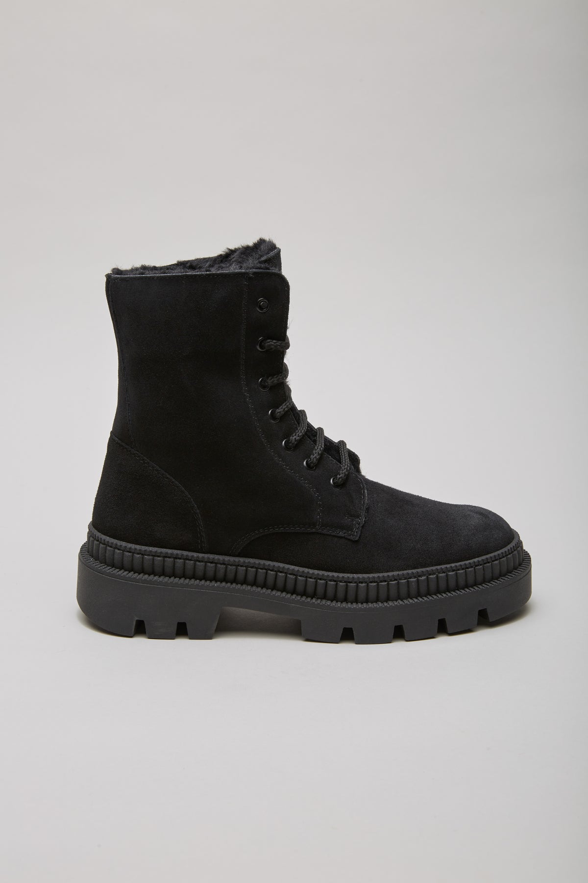 DINA Boots black suede | boldmatters.ch